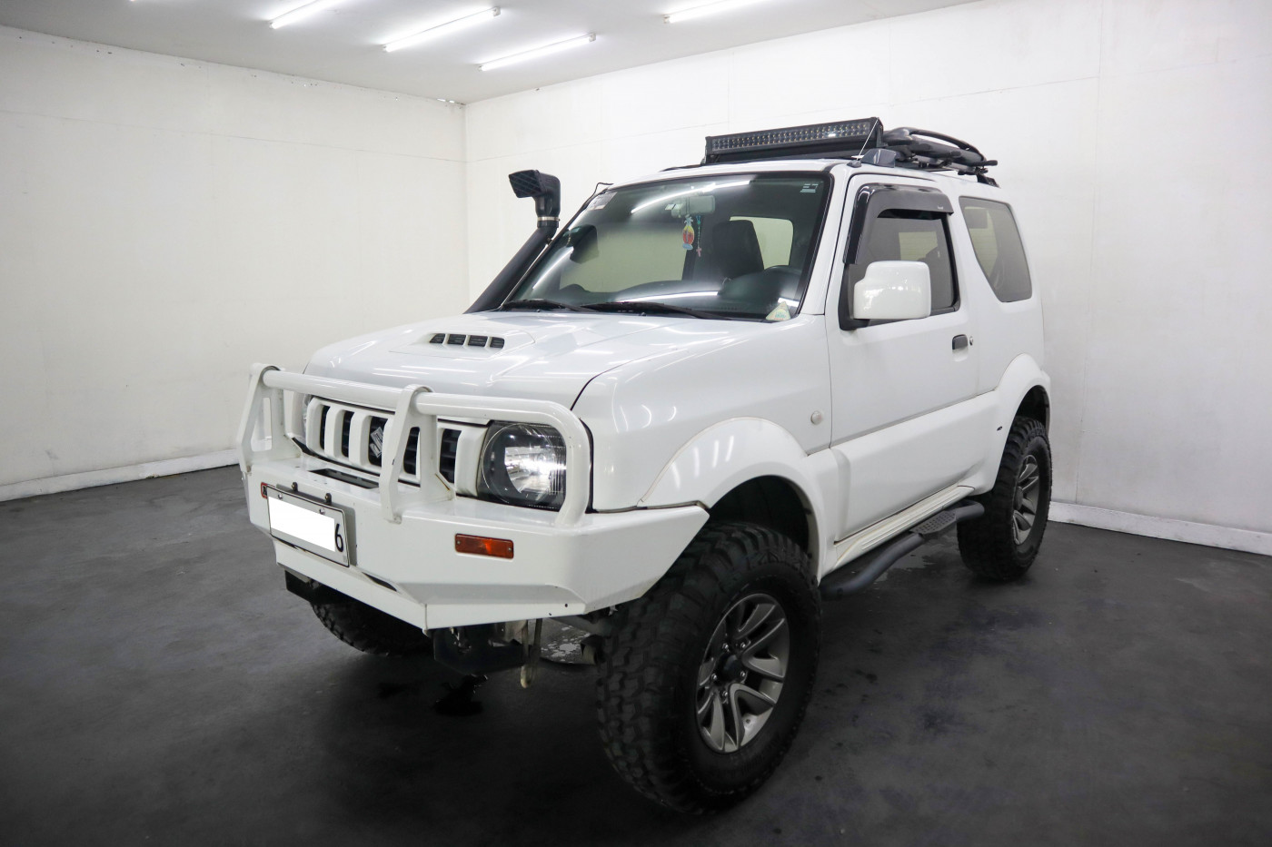 Suzuki Jimny 2016 | Carmax Auto Center Philippines
